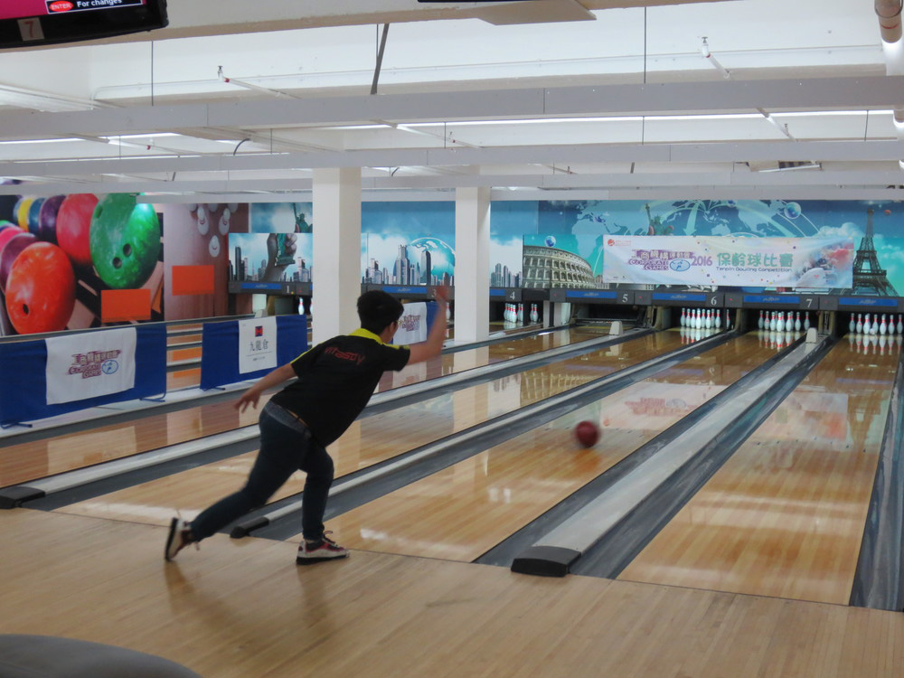 Tenpin Bowling | Photo Gallery