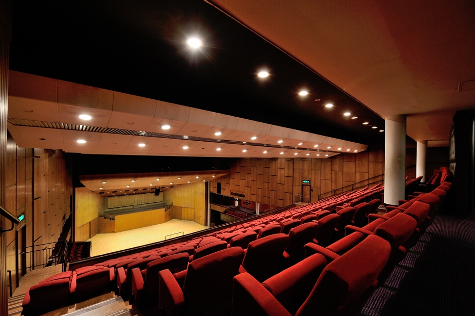 Hong Kong City Hall - Photo Gallery - Performing Arts Facilities