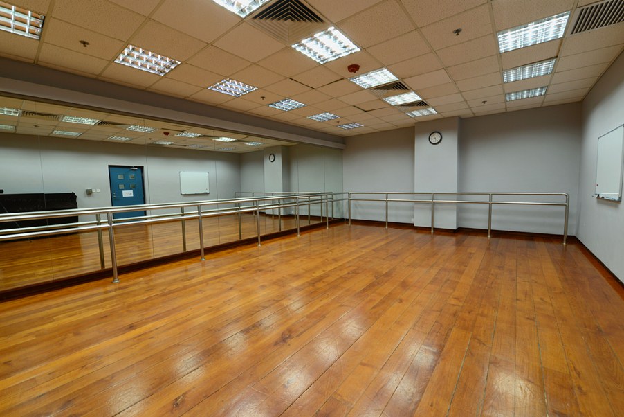 The Ngau Chi Wan Civic Centre - Photo Gallery