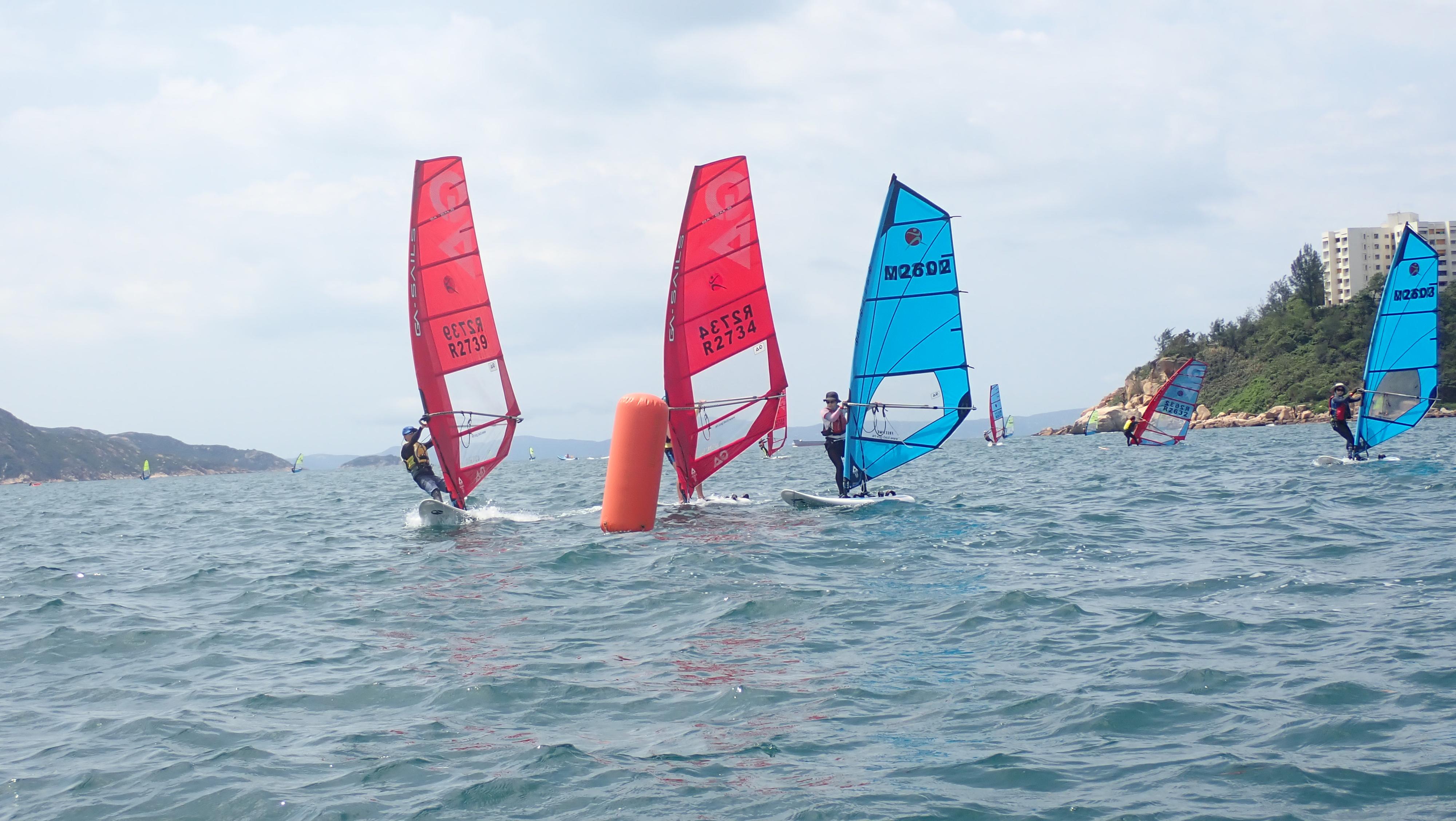 Water Sports Centres - Photo Gallery - Stanley Main Beach Water Sports ...